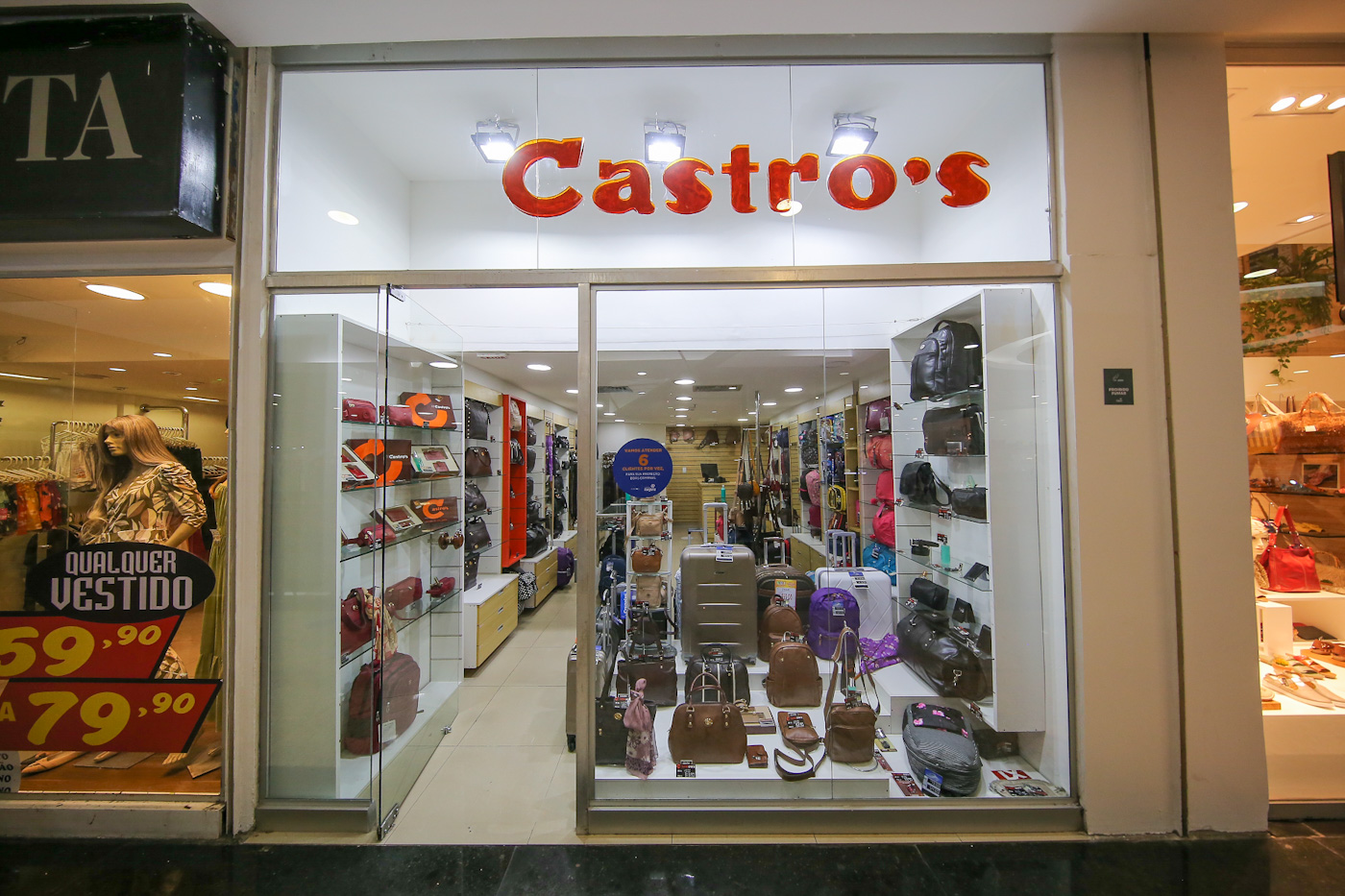 Castro's | Shopping Itaigara - Sempre com você